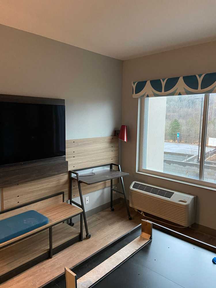 Tru by Hilton — Cobb County, GA - Thomas Builders Inc.